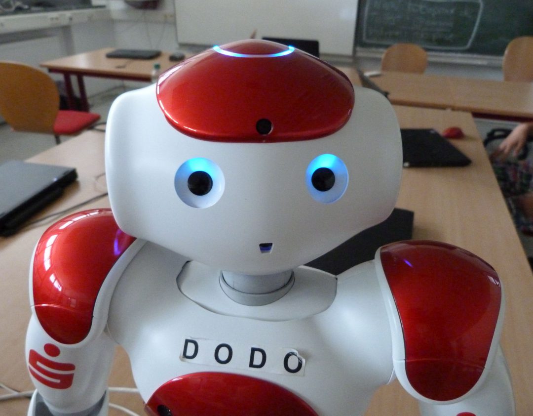 Roboter auf der Schulbank | Marburger Magazin Express